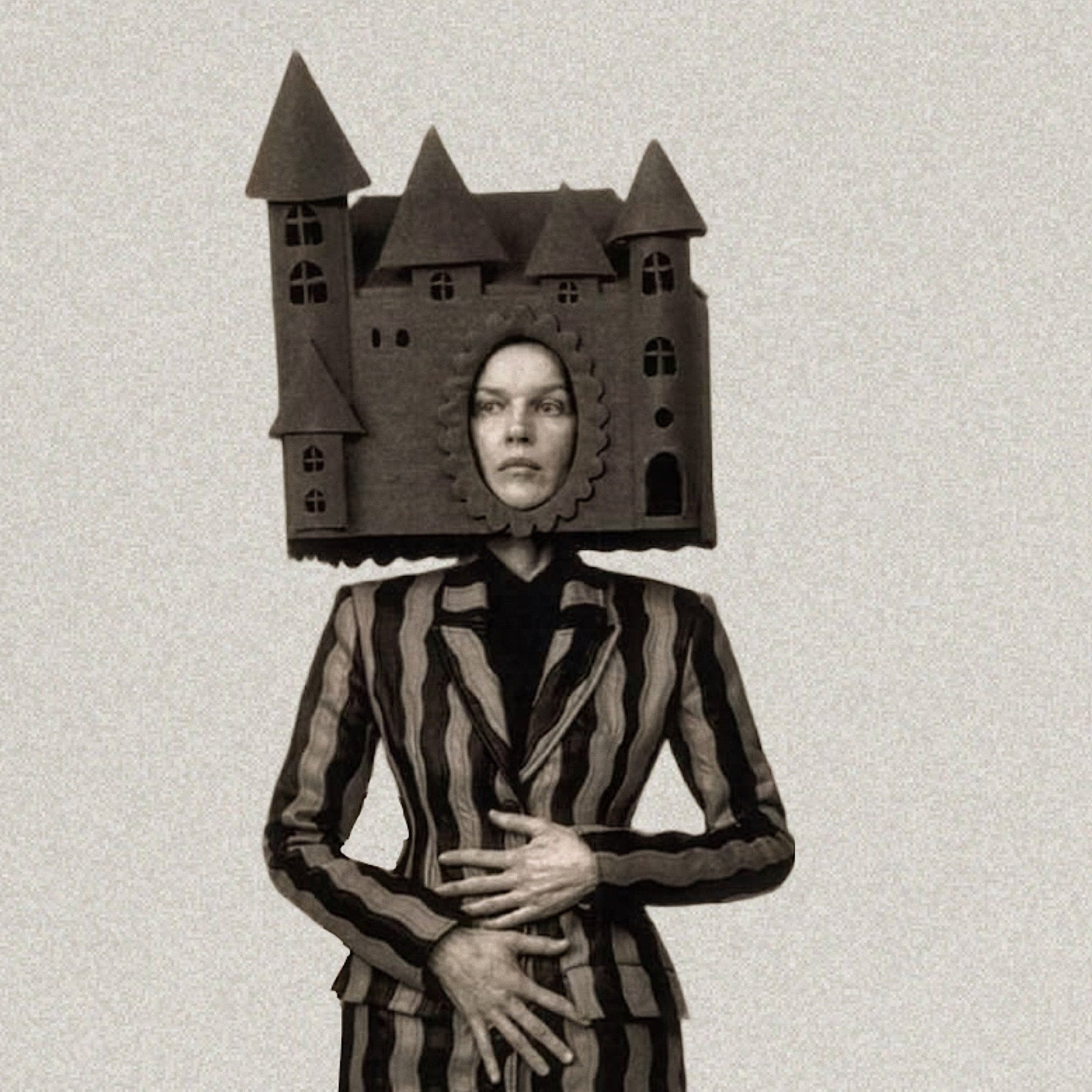 Wearable Vampire Castle Headpiece - Abodi Transylvania
